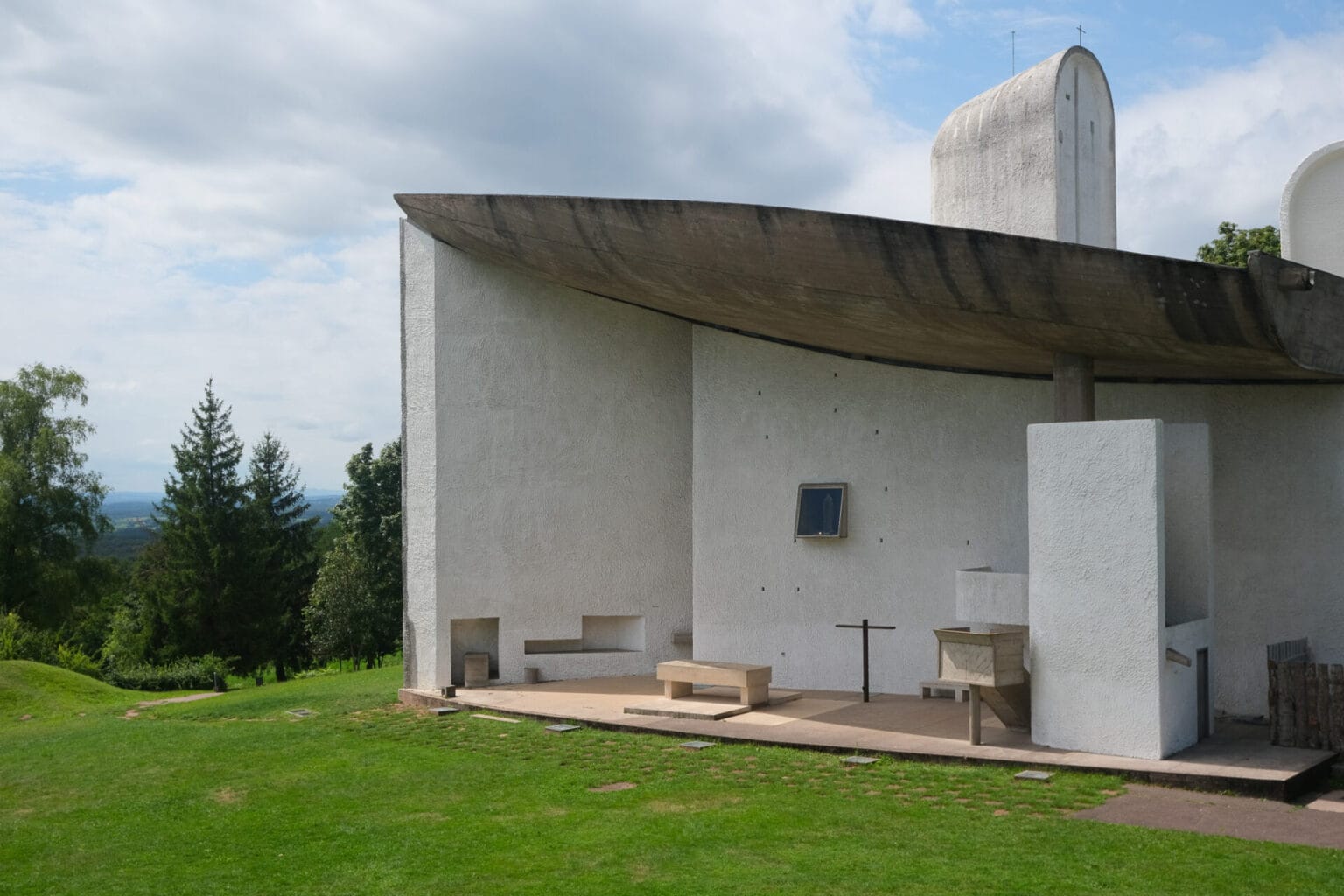 The Church of Le Corbusier at Notre-Dame du Haut in Ronchamp | Archiobjects