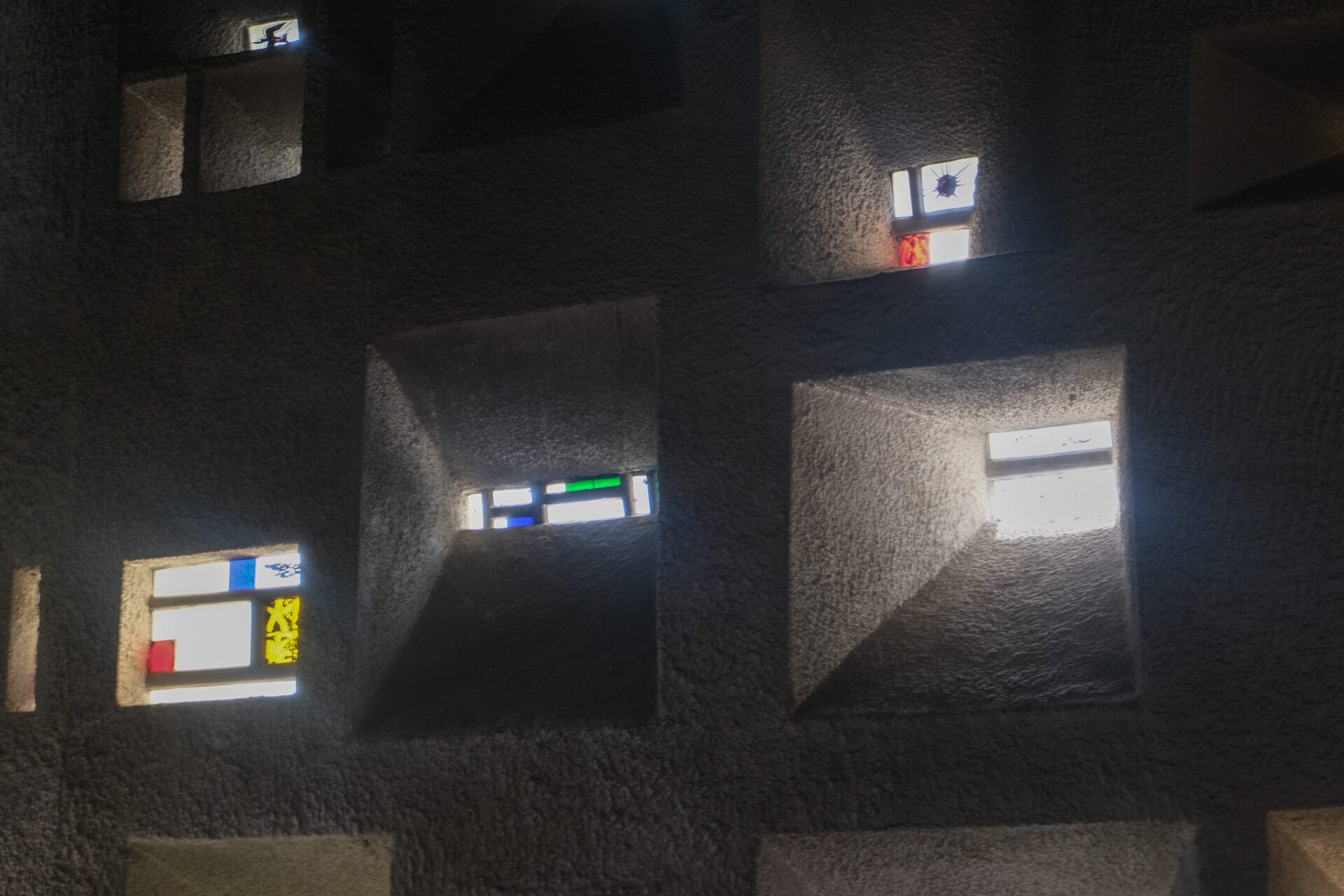 The Church of Le Corbusier at Notre-Dame du Haut in Ronchamp | Archiobjects